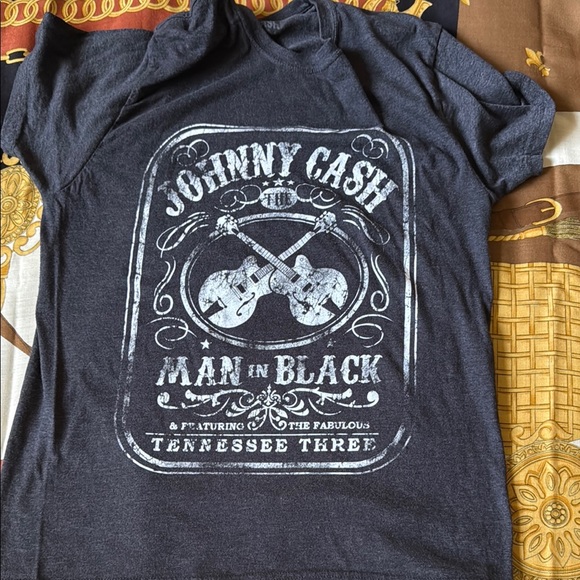 Johnny Cash | Shirts | Johnny Cash Graphic Mens Black Tshirt Euc | Poshmark